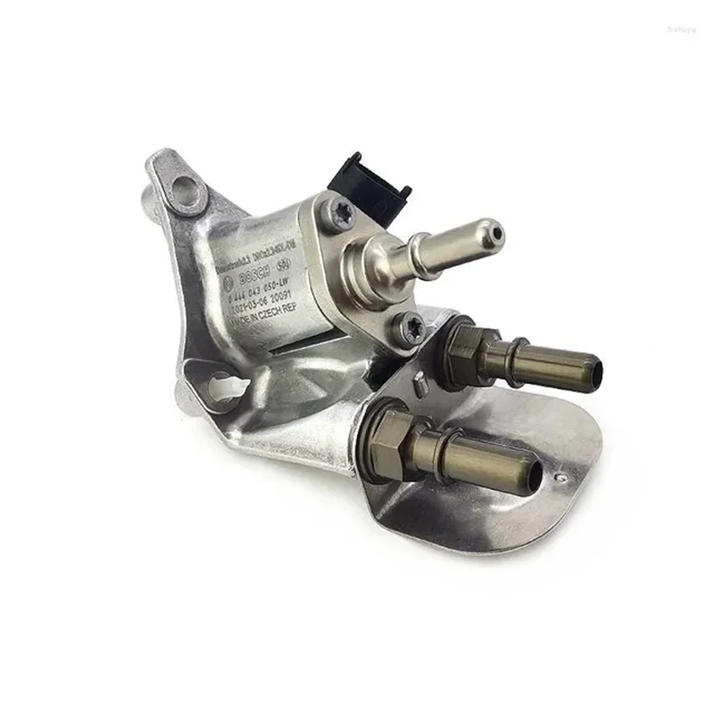 Genuine Urea Pump Nozzle Doser Injector 2.2 SCR 0444043016 0444043135 ...